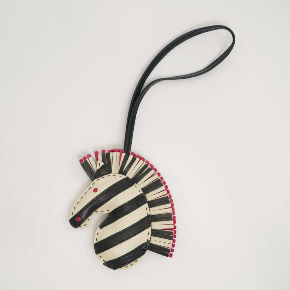 HERMES GEEGEE SAVANNAH CHARM CRAIE MILO - BJ Luxury